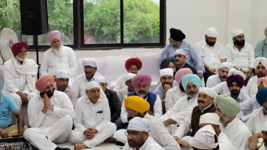 Ravneet Bittu leads tributes to Beant Singh on 30th death anniversary ...