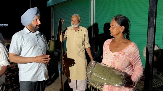 MP Satnam Sandhu adopts border village Bhakra, leads health relief ...